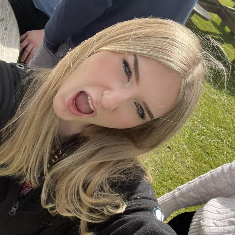 Felicity ‘Fliss’ Pacey – Price & Son Independent Family Funeral Directors